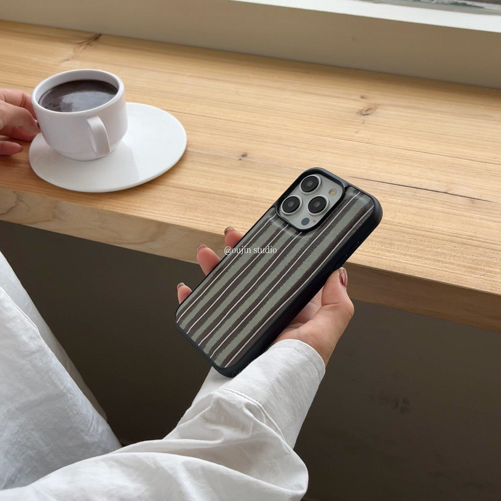 Niche Simple Retro Striped Phone Case Bracket Suitable for 16promax/15 ...
