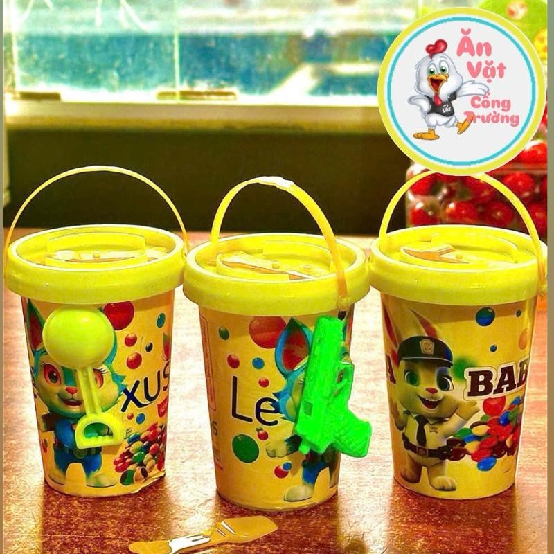 Wholesale box of 20 buckets of candy with toy rewards, chocolate candy ...