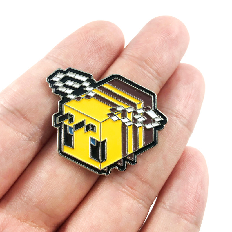 Badge-Homemade Minecraft peripheral brooch cute cartoon pixel bee ...