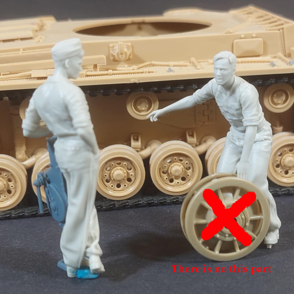 1/35 tank mechanic at work, Resin Model figure soldier, WW2 Military ...