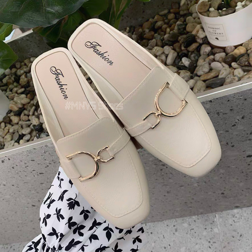 Women's flexible plastic rain slippers with closed toe, soft round toe ...
