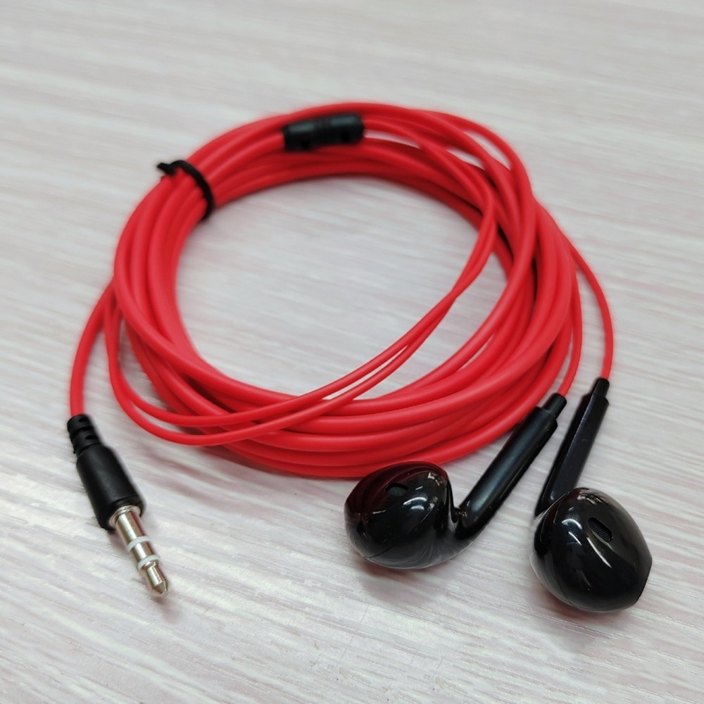 Ergonomic Design Wired Earbuds with 3 meter Line Ideal for Sound Card ...