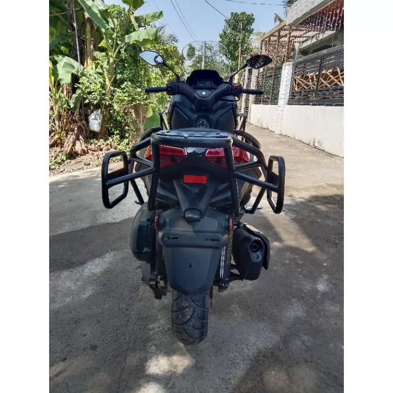 Yamaha Xmax 300 for V1 and V2 - Heavy Duty Top Box Bracket with Side ...