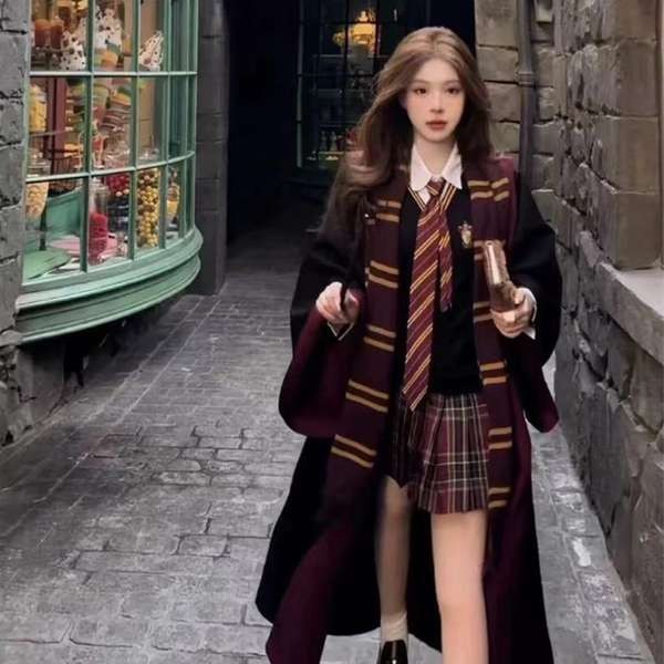 harry potter costume Academy of Magic magic robes, Harry Potter cosplay ...