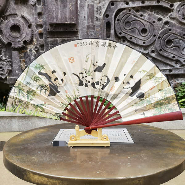 Creative Giant Panda Fan Folding Fan Silk Cloth Fan Men's Handmade ...