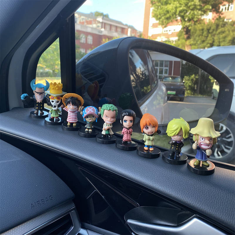 One Piece Car Luffy Chopper Car Interior Ornaments Doll Shaking Head ...