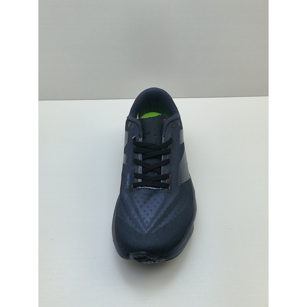 NB New Balance FuelCell Rebel V4 series ultra lightweight low cut ...