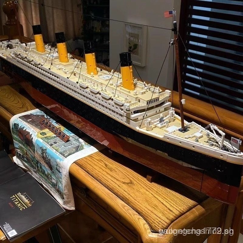 Building Blocks Titanic Large Cruise Ship Model Lover Gift Boys and ...