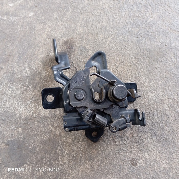MESIN Doorlock door lock, copotan kia new picanto engine hood lock ...