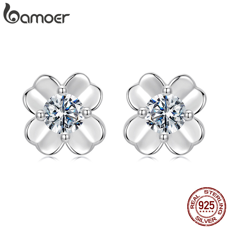 Bamoer 925 Sterling Silver Stud Earrings Four-leaf Clover Moissanite ...