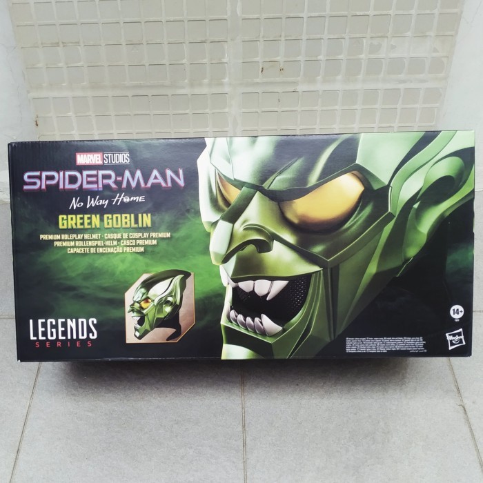 Hasbro MARVEL LEGENDS GREEN GOBLIN PREMIUM ROLEPLAY HELMET ELECTRONIC ...