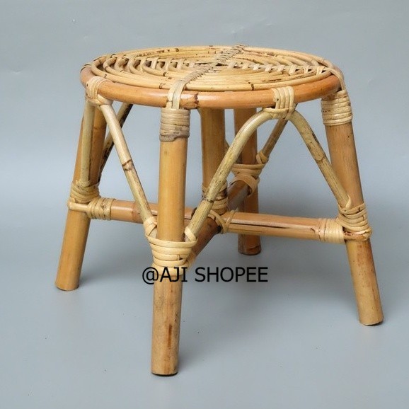 Round RATTAN Stool / STRONG AND STURDY RATTAN SEAT measuring 30 x 30 cm ...