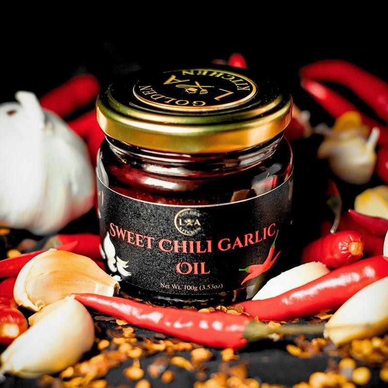 Golden L.A Kitchen Sweet Chili Garlic Oil 100g Healthy Choice Flavor ...