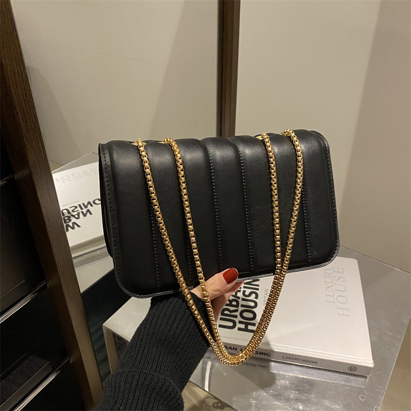 Fashion women's chain shoulder high texture messenger chain bag ...