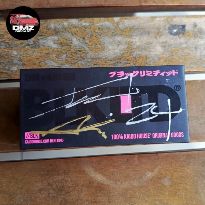 Mini GT Kaido House Honda Civic EF BLKLTD sign Jun Imai and Glen Chou ...