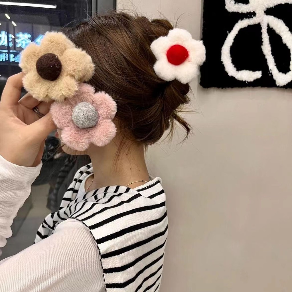 2025 Cute Flower Plush Clamp Female High-End Headdress | Shopee Philippines