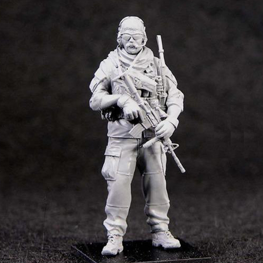 1/35 Commo Geek, SF Com. Sgt, Resin Model figure soldier, GK, Military ...