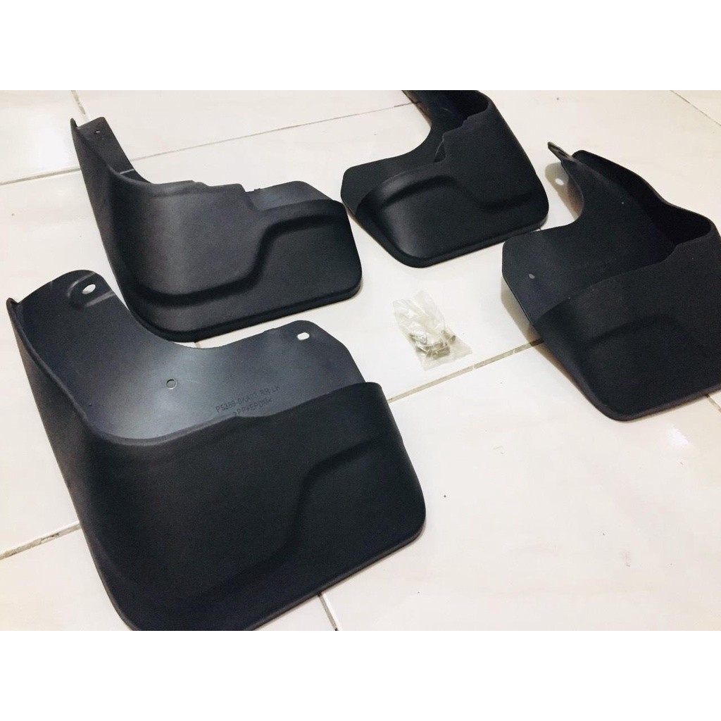 Mudguard Toyota Innova 2005 2006 2007 2008 Mud Flaps / Splash Pads ...
