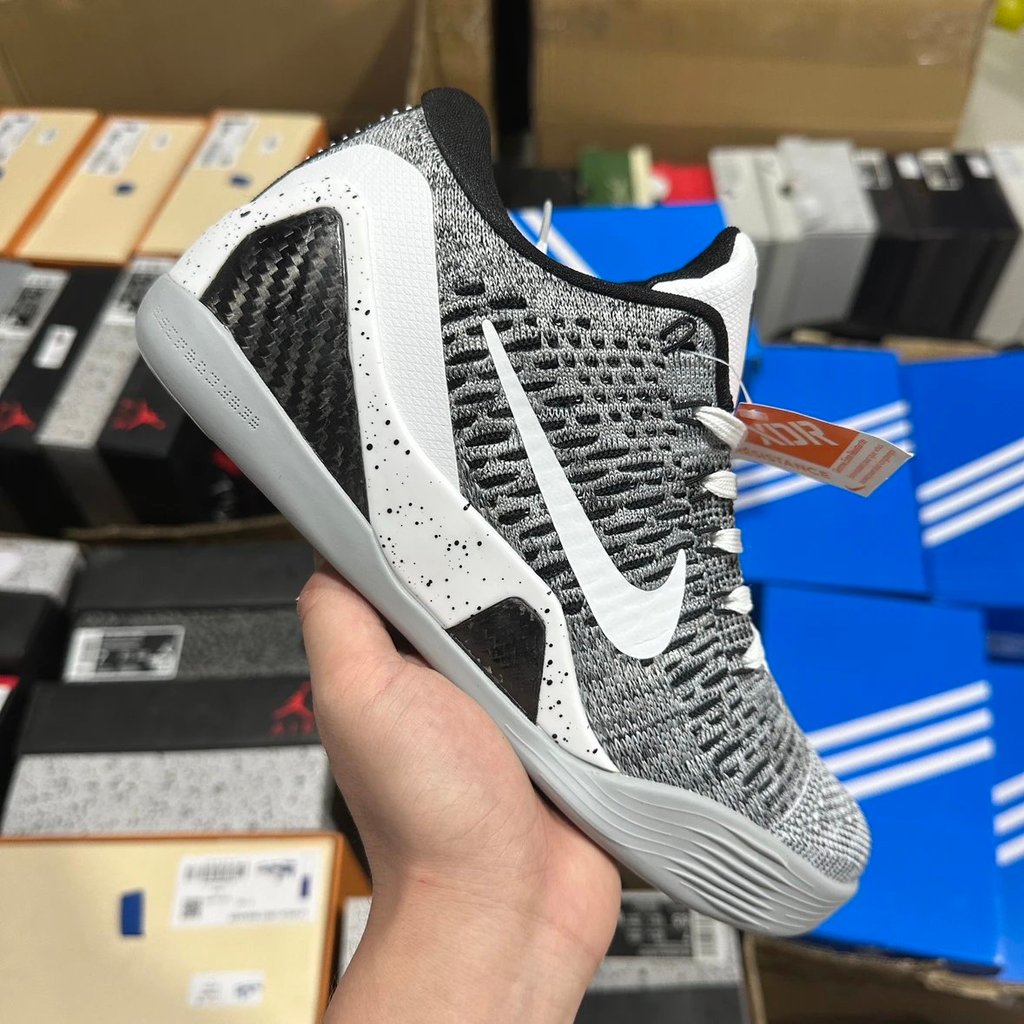 Nike Kobe 9 Actual Combat Sneakers, Real Carbon, Super Thick Insole ...