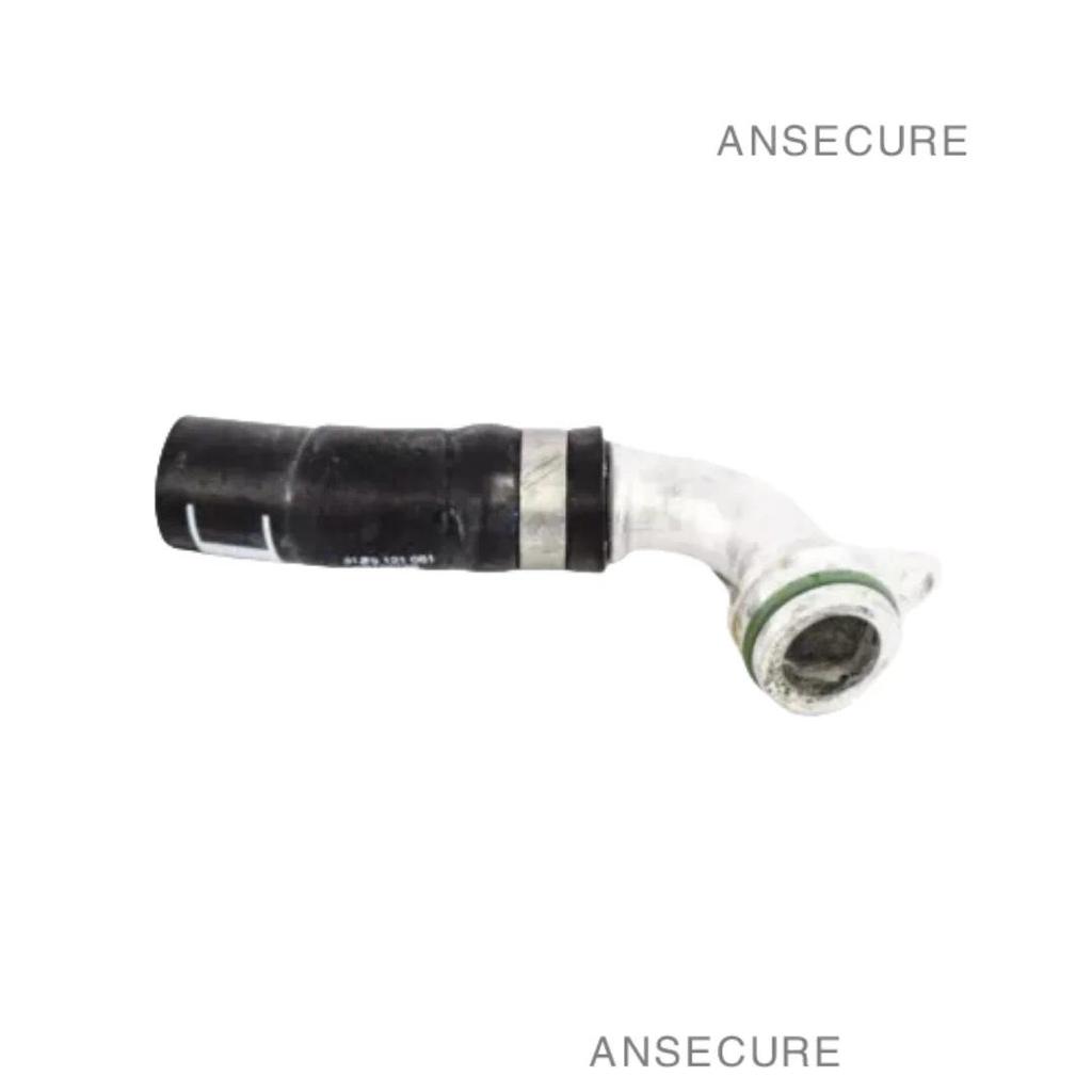 OEM 4.0 Petrol Engine Oil Cooler Hose Pipe For Audi A6 C7 S6 A7 A8 D4 ...