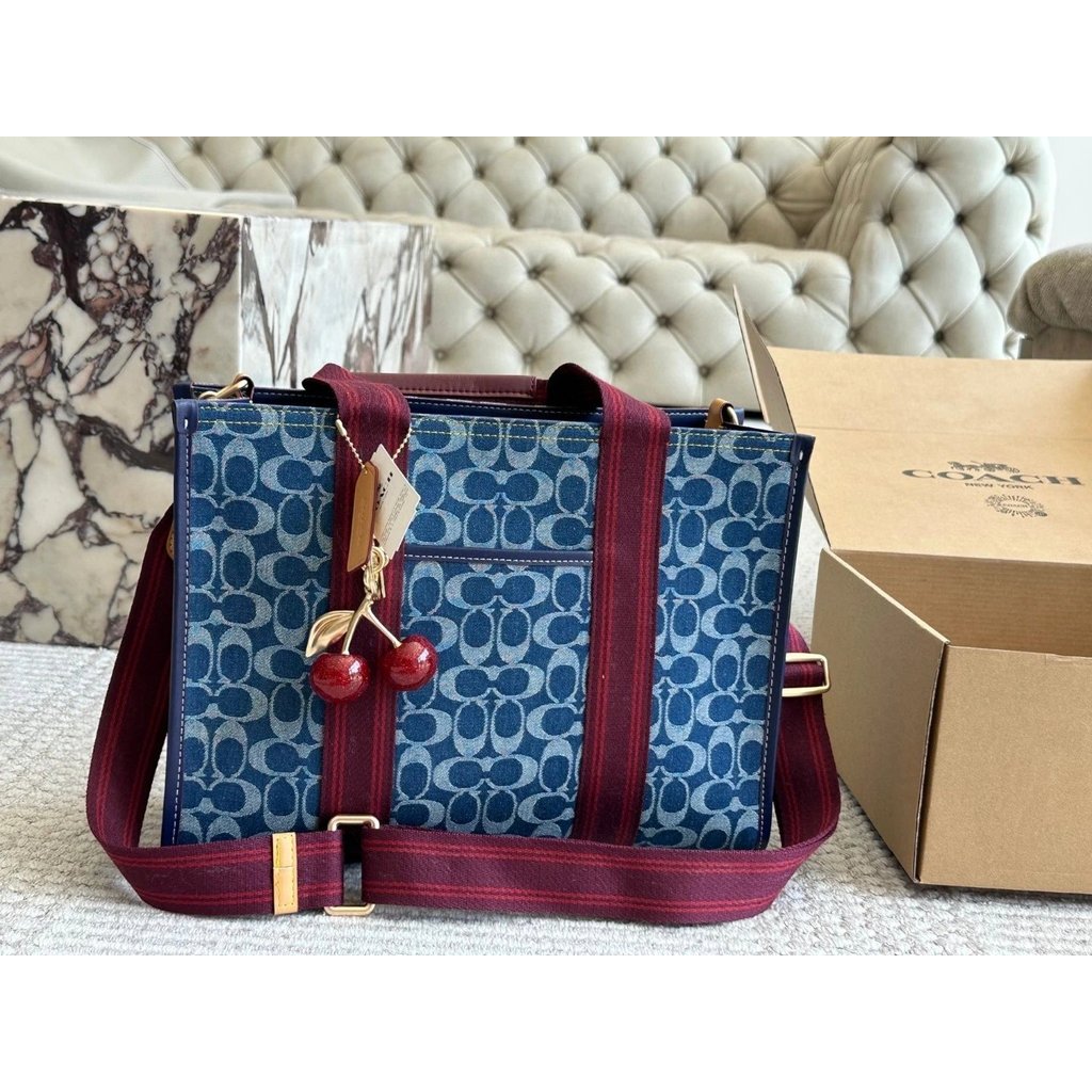 Coach COACH Ready Stock Coach COACH Ready Stock Coach COACH Ready Stock ...