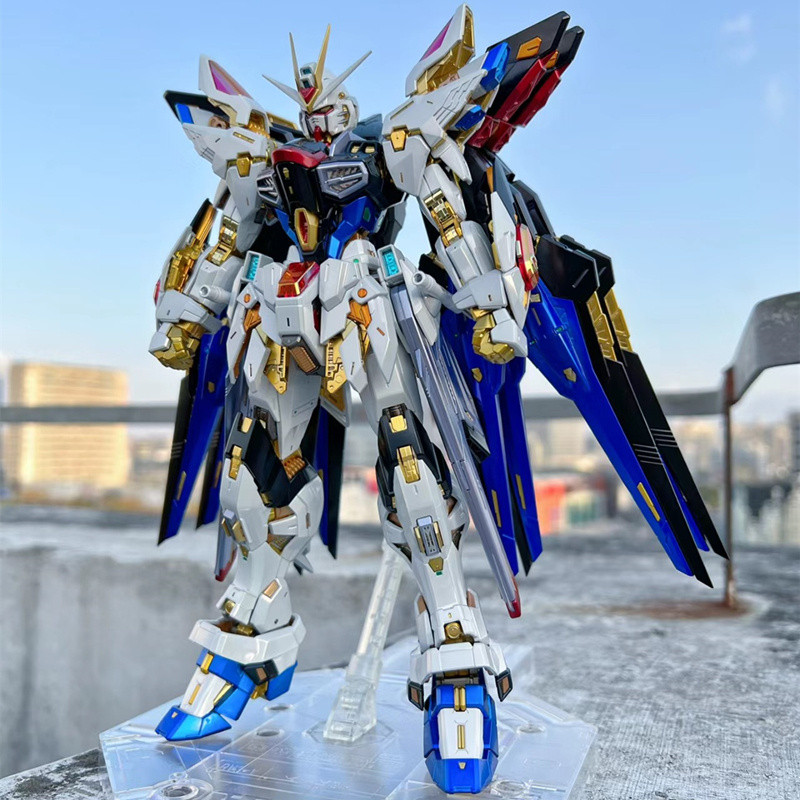 HG New Life Strike Freedom MG Unicorn Red Heresy Introductory Assembly ...