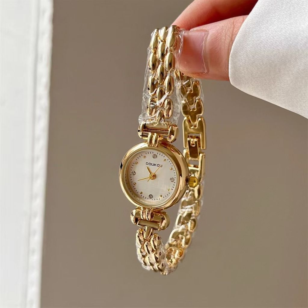 Classic Ladies Watch Round Diamond Surface Gold Bracelet Watch Retro ...