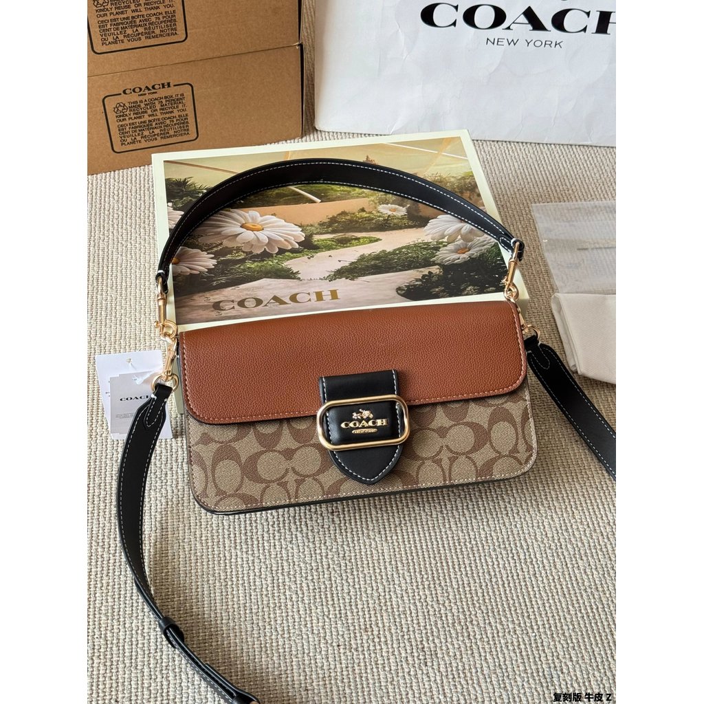 Coach Morgan Underarm Bag Metal Coach Logo Buckle Modern fashion Simple ...