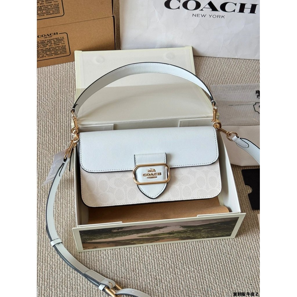 Coach Morgan Underarm Bag Metal Coach Logo Buckle Modern fashion Simple ...