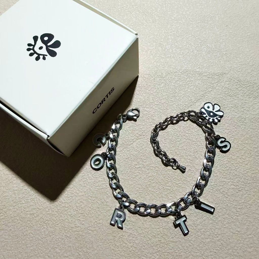 Cortis Debut Bracelet cortis Baked Hoof Bracelet cortis Bracelet Gold ...