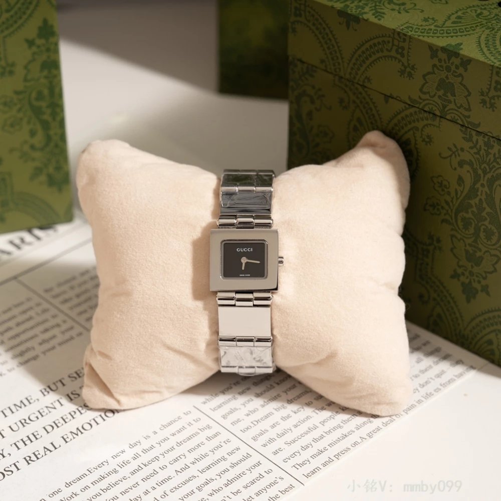 Gucci Medieval Black Sugar Cube Ladies Watch Exquisite Steel Band ...