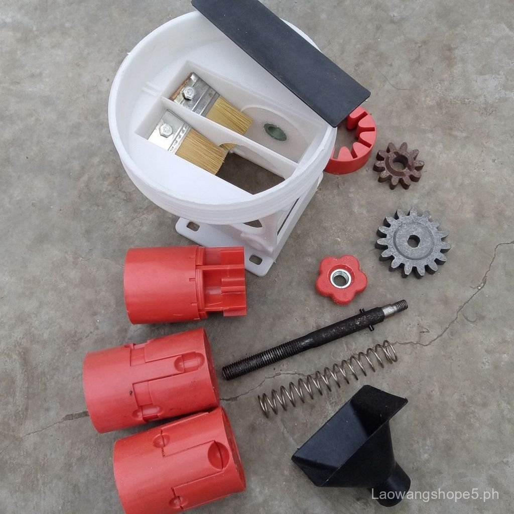 Wheat Double Bin Fertilizer Seeder Old Style Assembly Drive Shaft Hand ...