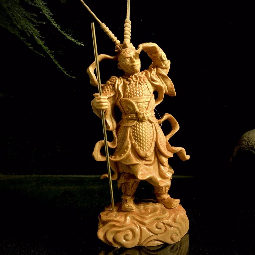 Cliff cypress wood carving Fighting over Buddha wood carving Monkey ...