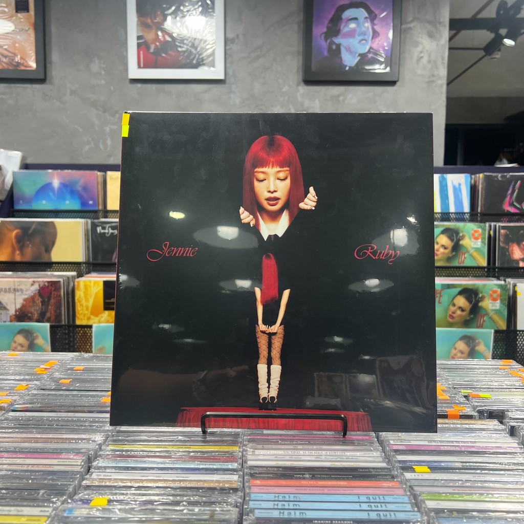 JENNIE Ruby Vinyl, Signed (EXC, Red, 1LP) | Shopee Philippines