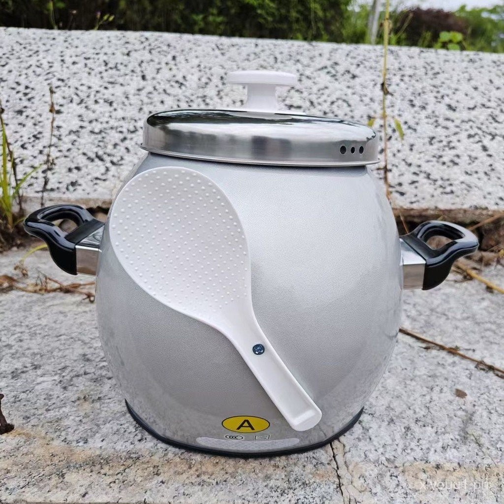 Quirky Helmet Rice Cooker Weird and Funny Pressure Cooker Creative ...
