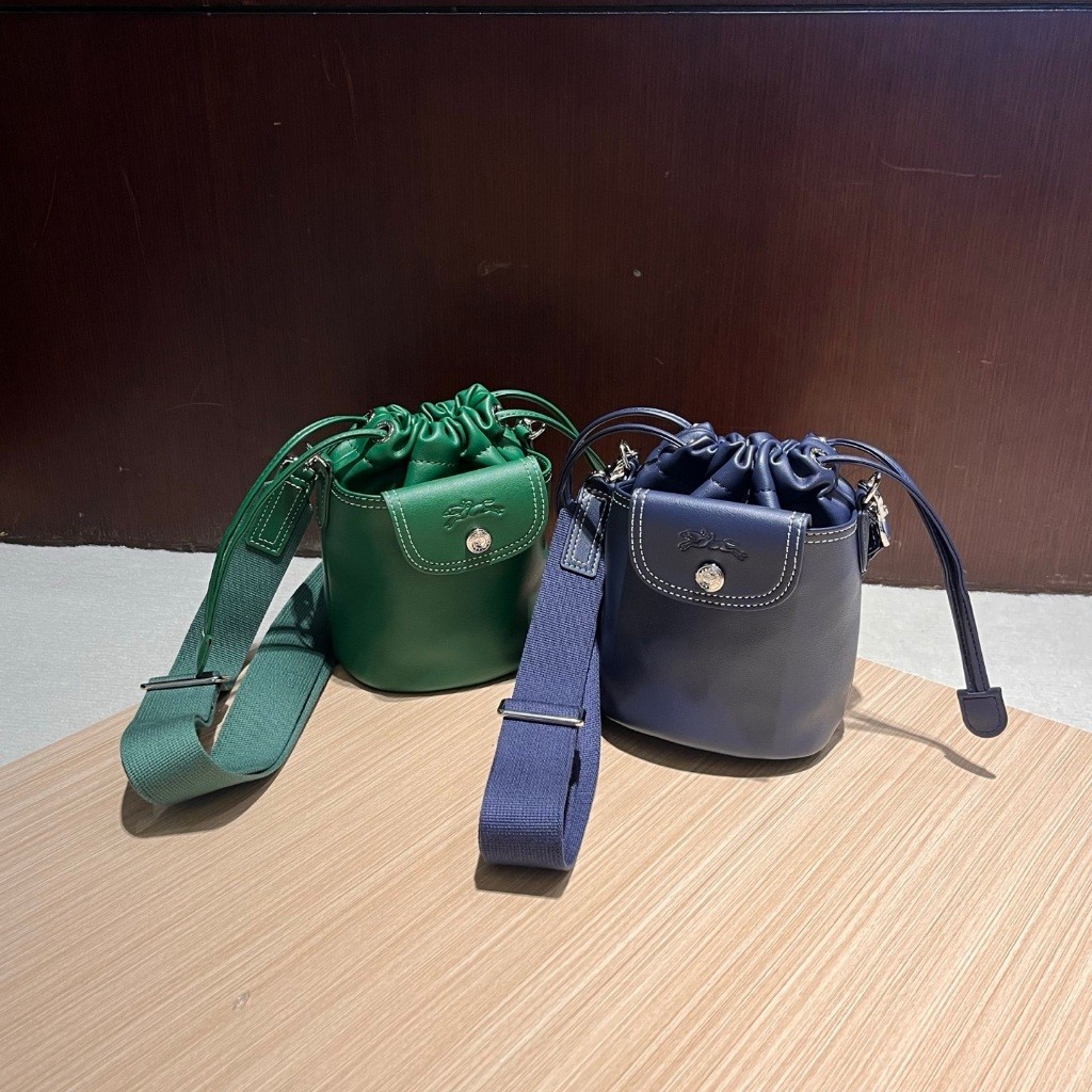 LC 2025 Latest cowhide bucket bag shoulder bag crossbody bag | Shopee ...