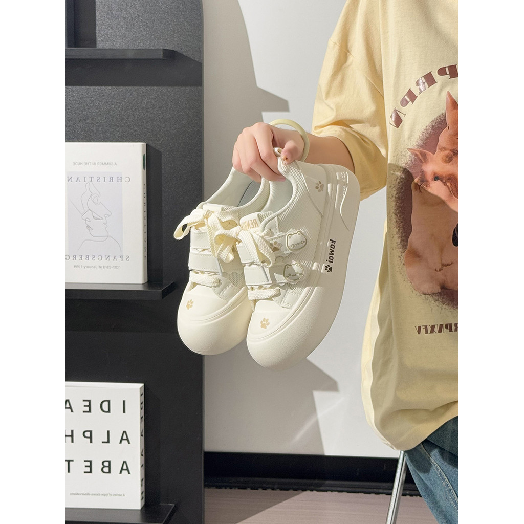 White Simple Cute Sneakers - Perfect for Students | Shopee Philippines