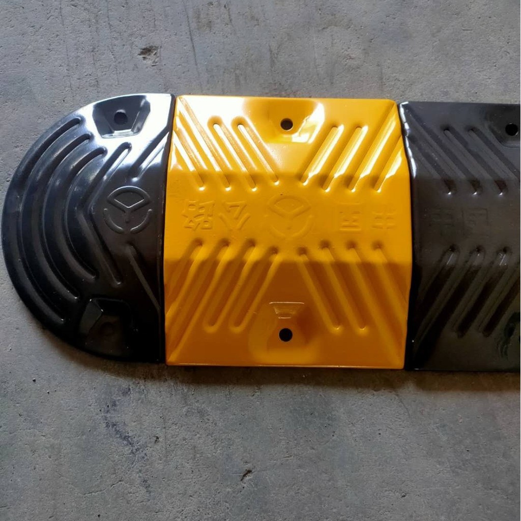Rubber Speed Humps Cast Steel Speed Humps PVC Speed Humps Line Groove ...