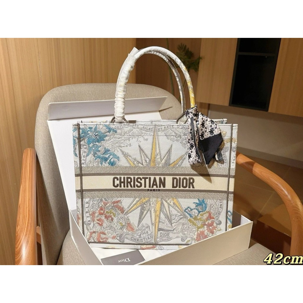 Dior Dior Female Bag BookTote Infinite Dreamland Colorful Star Flower ...