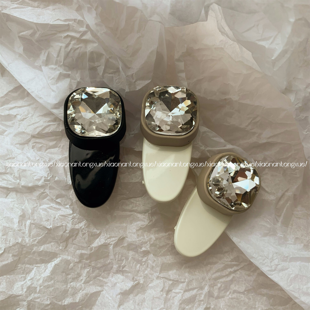 Xiao Nan Original Black White Big Rhinestone Small Hairpin Fashionable ...