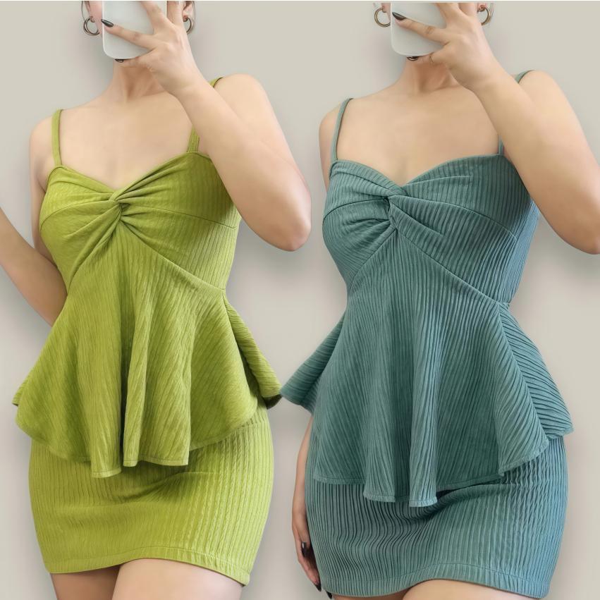 Trendy na Dress para kay Babae, Twist - front na Disenyo at Peplum ...