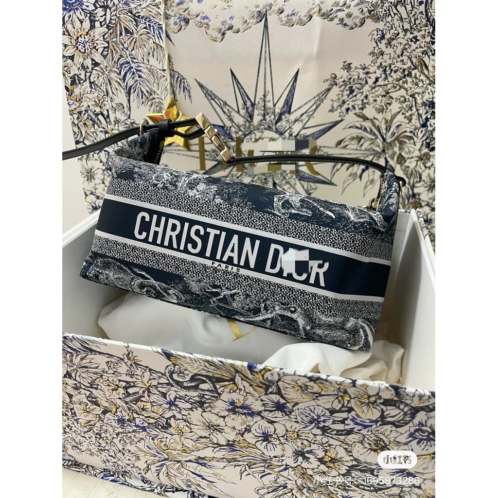 D DIOR DIOR Animal Series Lunch Box Bag New Style Handbag DIOR D Home ...