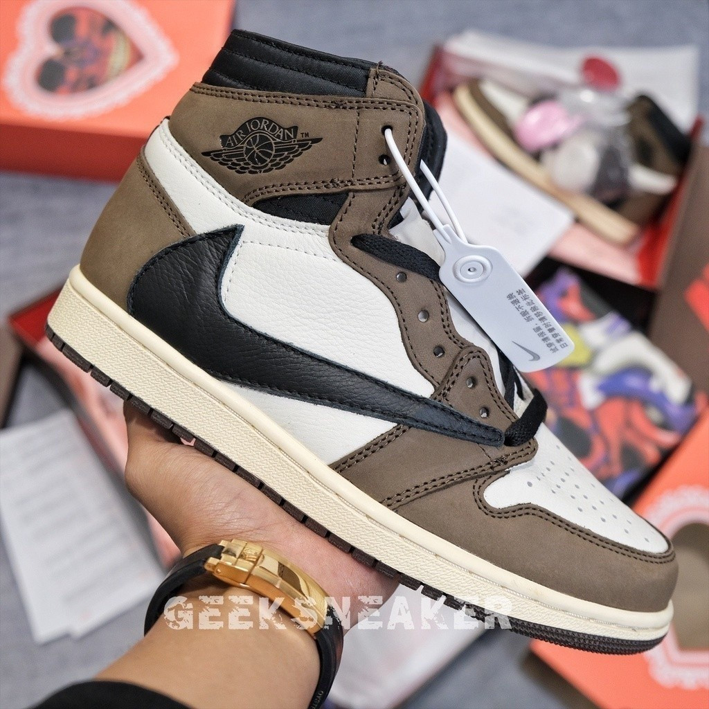 [Geeks Sneakers] Air Jordan 1 High Travis Scott Sneakers TC Version on ...
