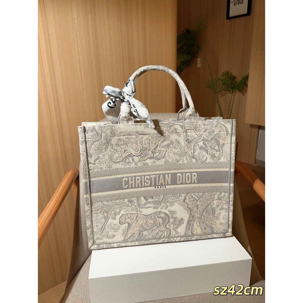 DIOR Gift Box Packaging Delivery Silk Scarves Zoo Tiger tote Bag Book ...