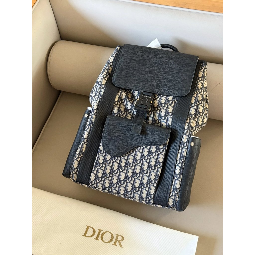 DIOR Presbyopic Backpack A Super Comfortable Back It Is Cute Lovely ...
