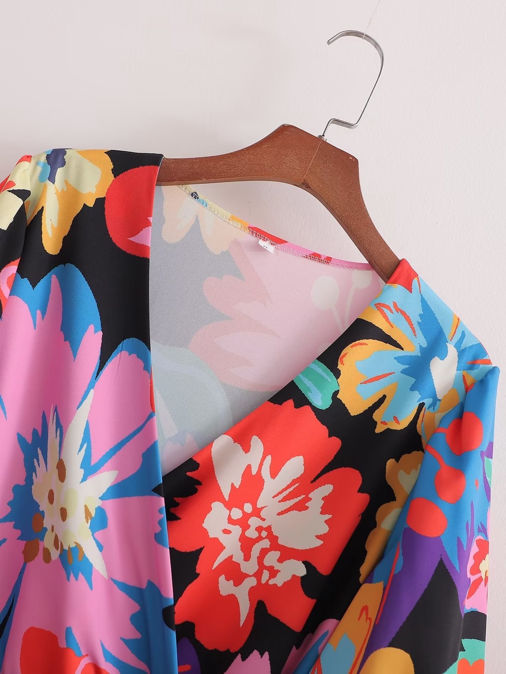 Wholesale V-neck Printing Bishop Sleeve Big Pendulum Dress 6845 ...