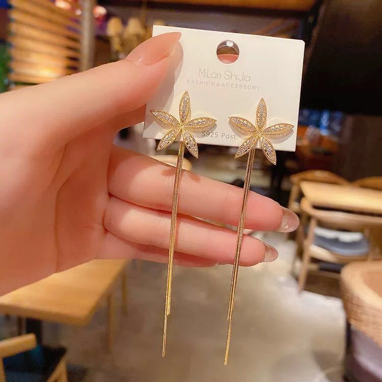 DUSE 18k Gold Five-Leaf Flower Tassel Long Earring Temperament ...