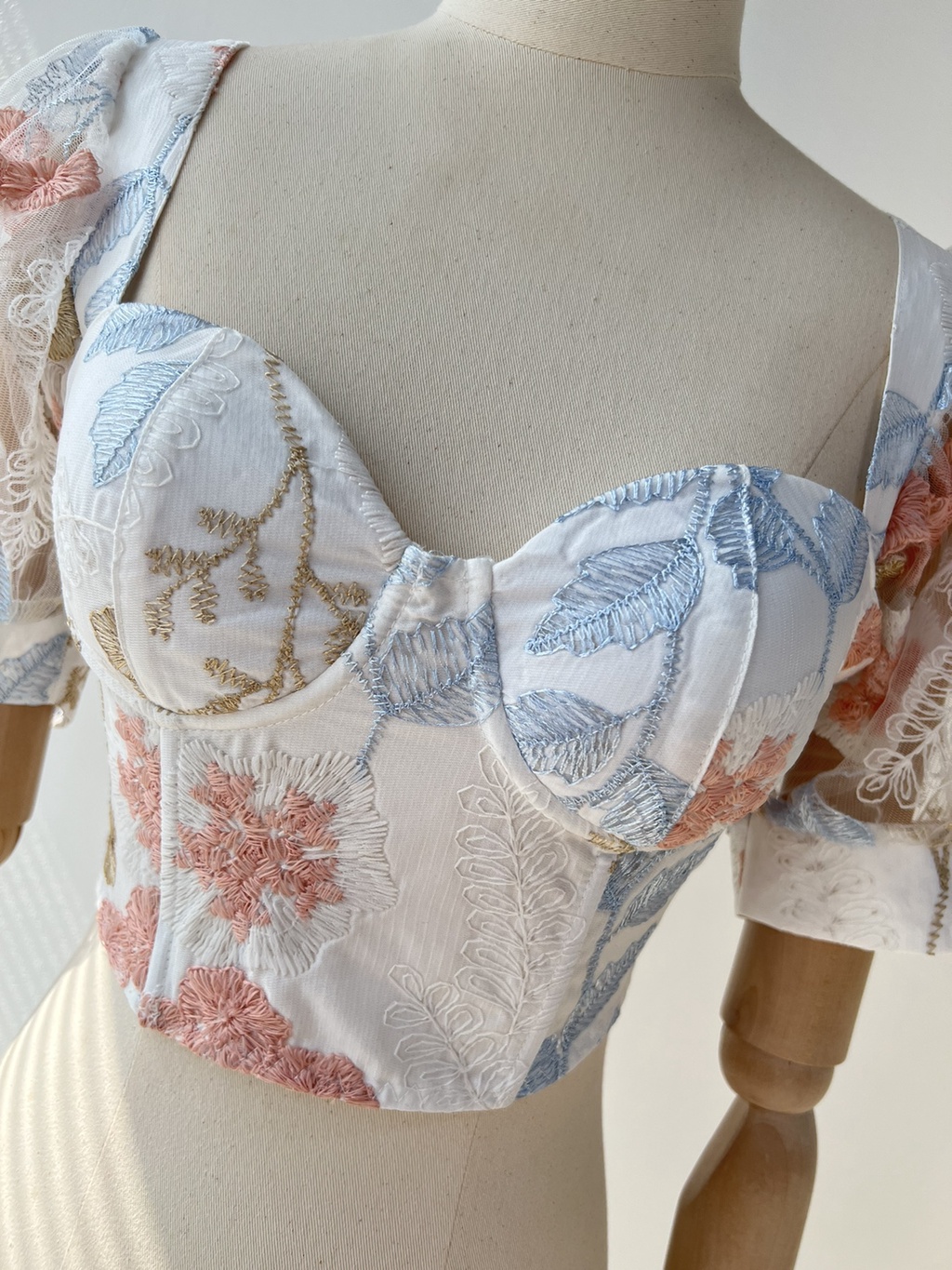 CLOUD4D-Sexy lace puff sleeves sheer cropptop See-Through French High ...