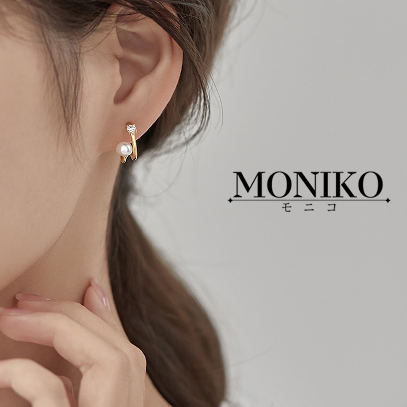 MONIKO Original Design 18k Gold Plated Pearl Stud Earrings Circle ...