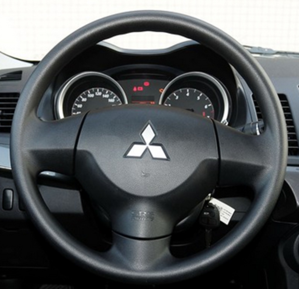 Black Carbon Fiber and Perforated Artificial Leather Car Steering Wheel ...